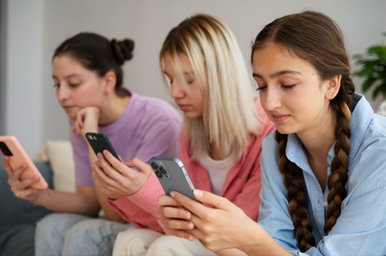 A Influência Das Redes Sociais Na Saúde Mental Dos Jovens O Que Você